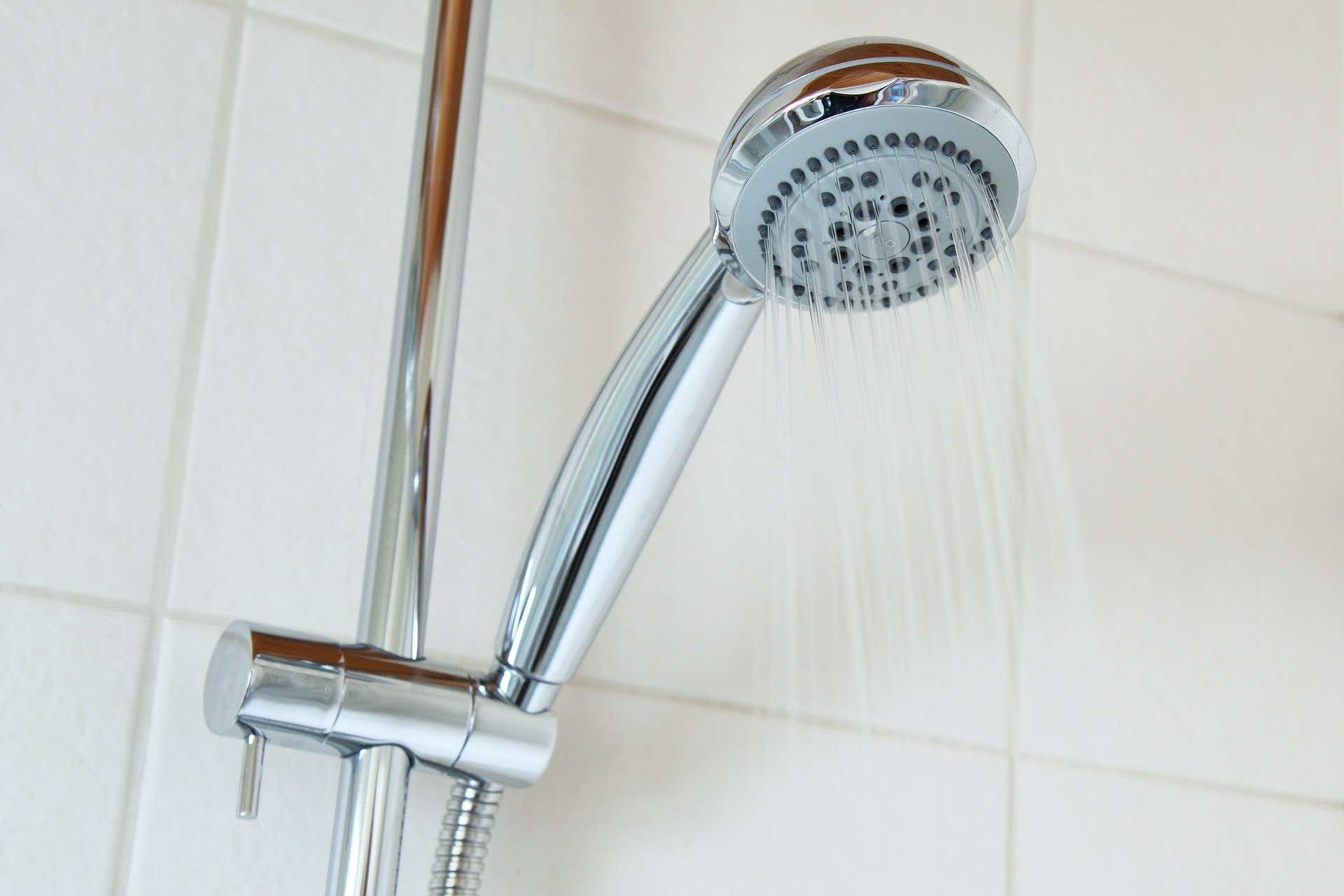 Cold Shower Vs Hot Shower Which To Choose And Why